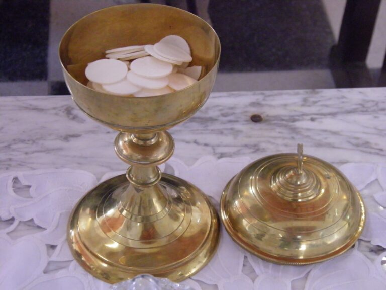 significado y origen de la expresión "del copón"